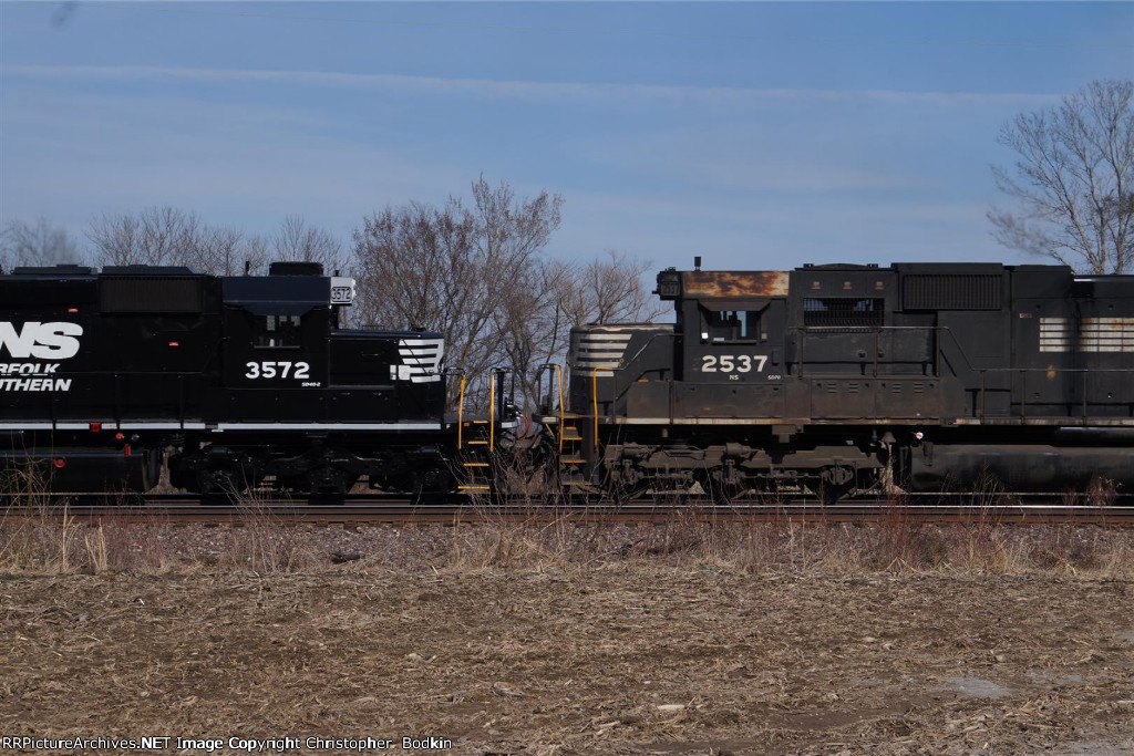 NS 3572